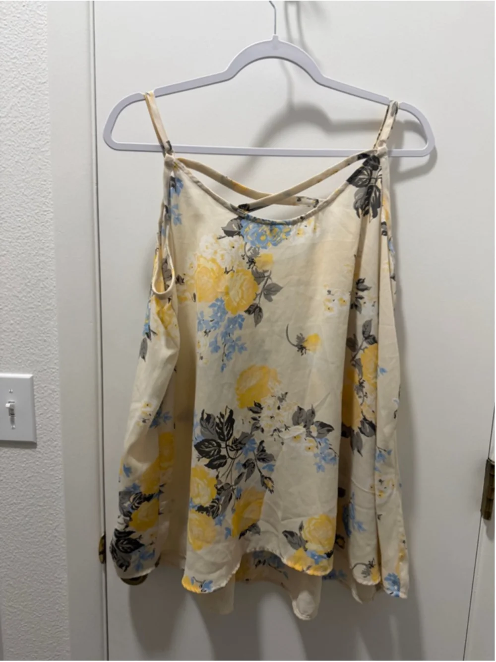 torrid | Tops | Torrid Floral Cold Shoulder Blouse Size 3 Plus Yellow ...